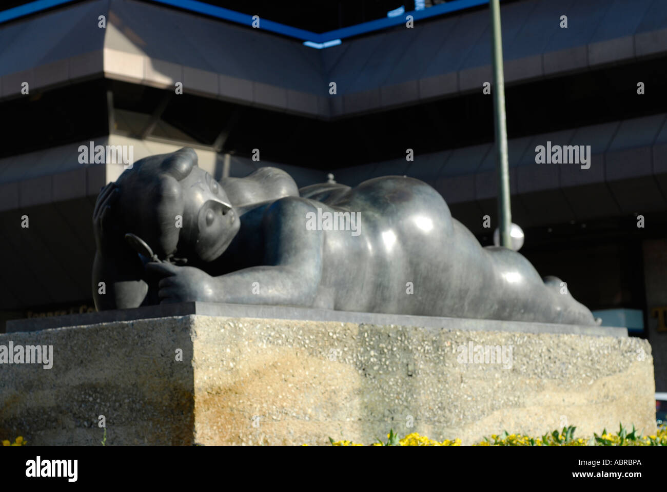 Statue by botero hi-res stock photography and images - Alamy