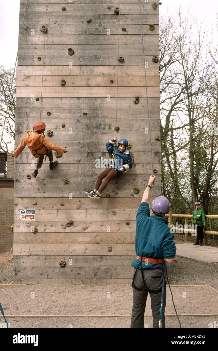primary school adventure outing Stock Photo - Alamy