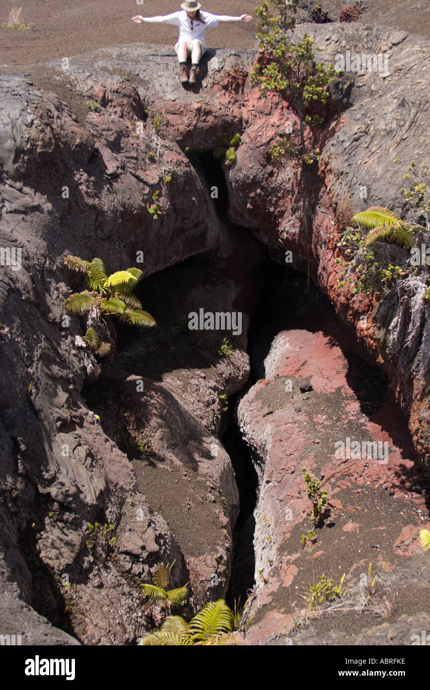 Looking into a volcanic vent, East Rift Zone, Hawai'i Volcanoes ...