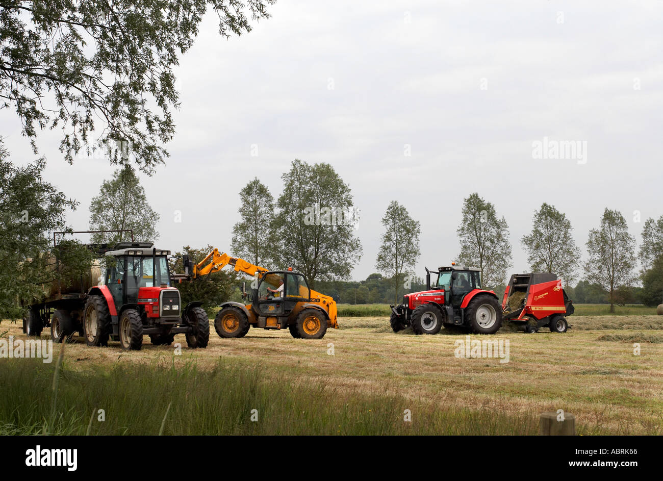 Hay carting hi-res stock photography and images - Alamy