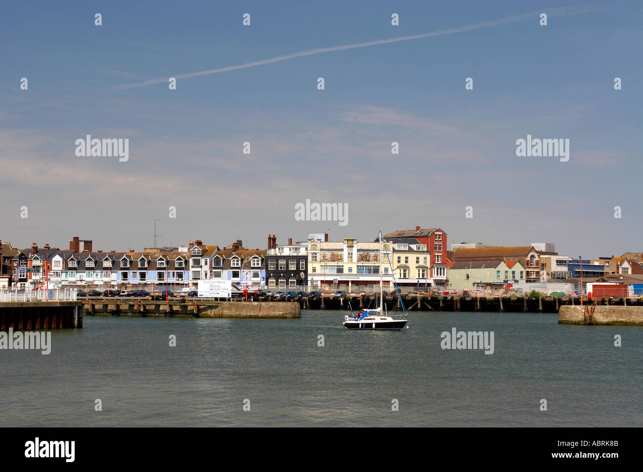 Lowestoft harbour fishing port hi-res stock photography and images - Alamy