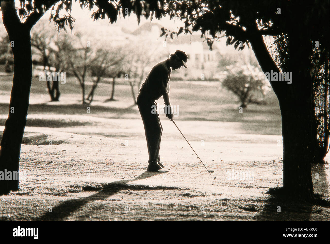 Getting ready to tee off hi-res stock photography and images - Alamy