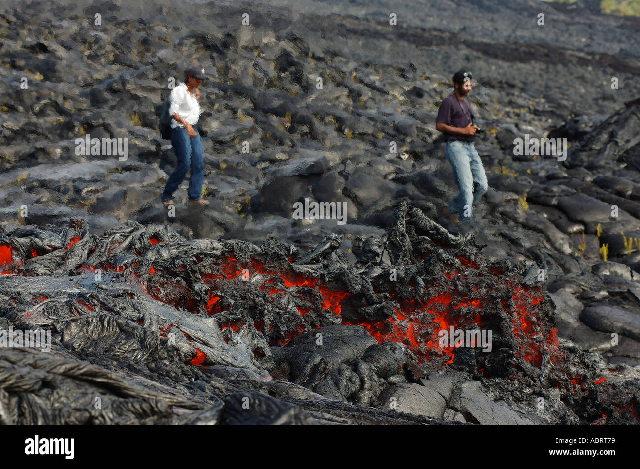 Small lava flow and tourists high up the Pali Hawaii Volcanoes National ...