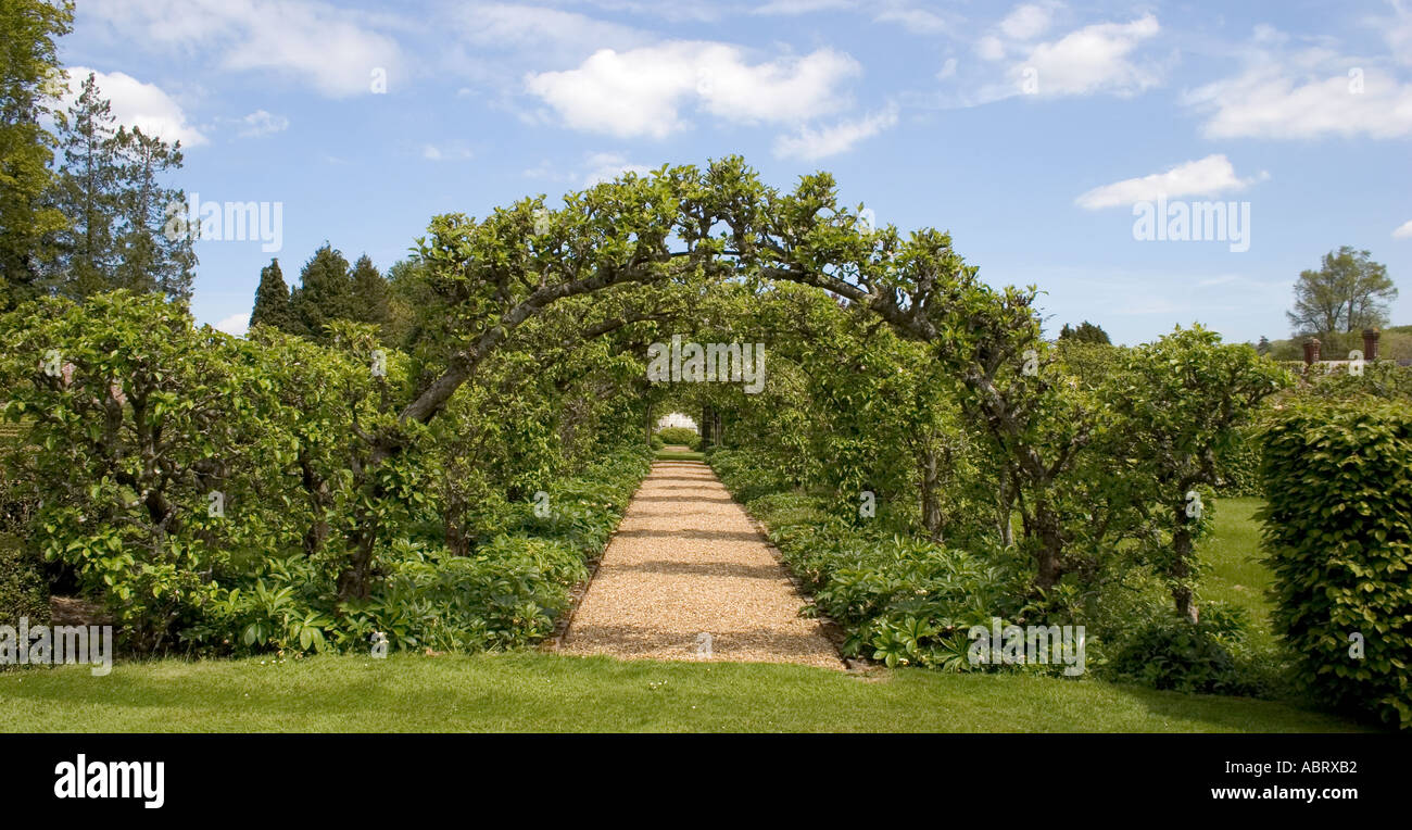 Archway Garden England High Resolution Stock Photography and Images - Alamy