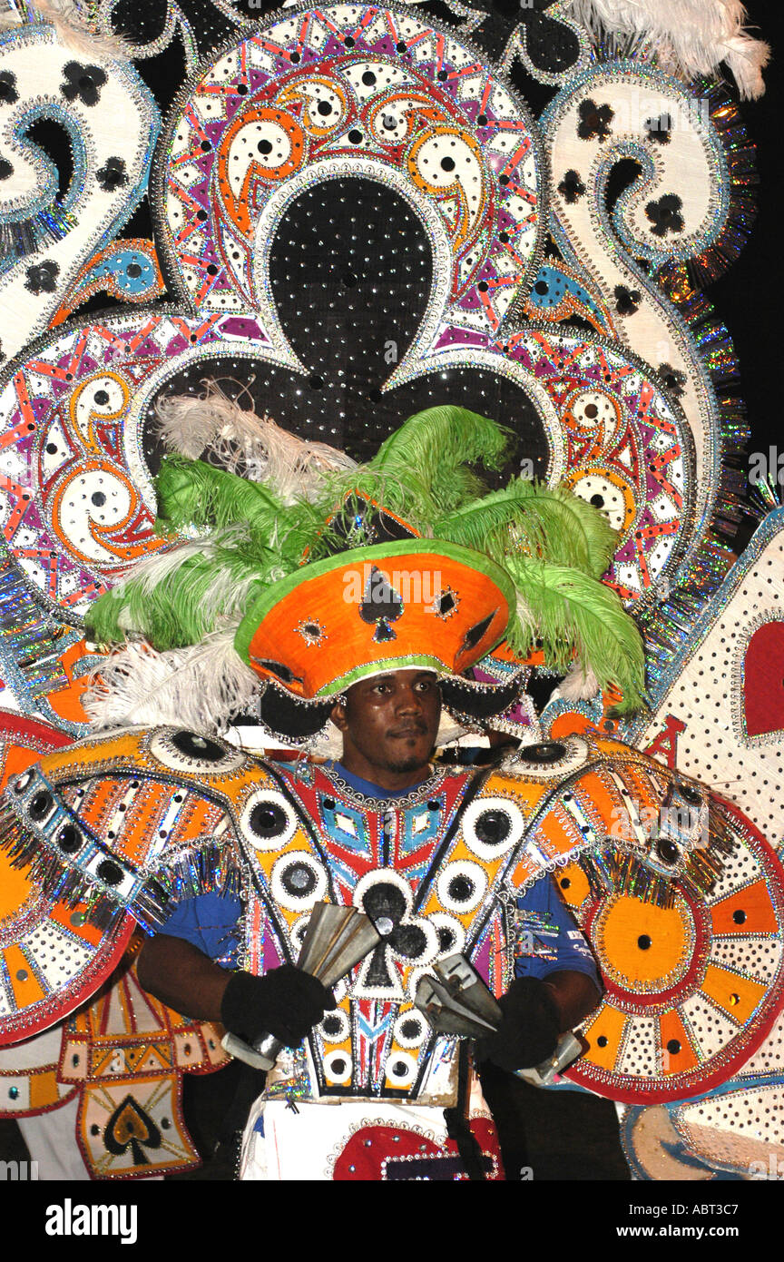 BAHAMAS Junkanoo Parade Bright Costume Stock Photo - Alamy
