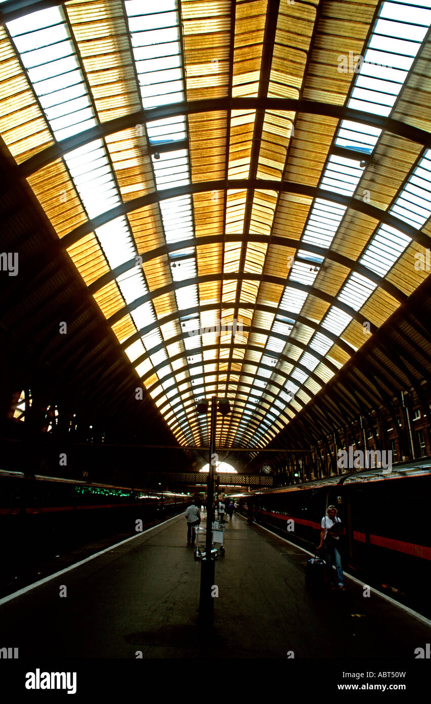 Train station Edinburgh Scotland Stock Photo - Alamy