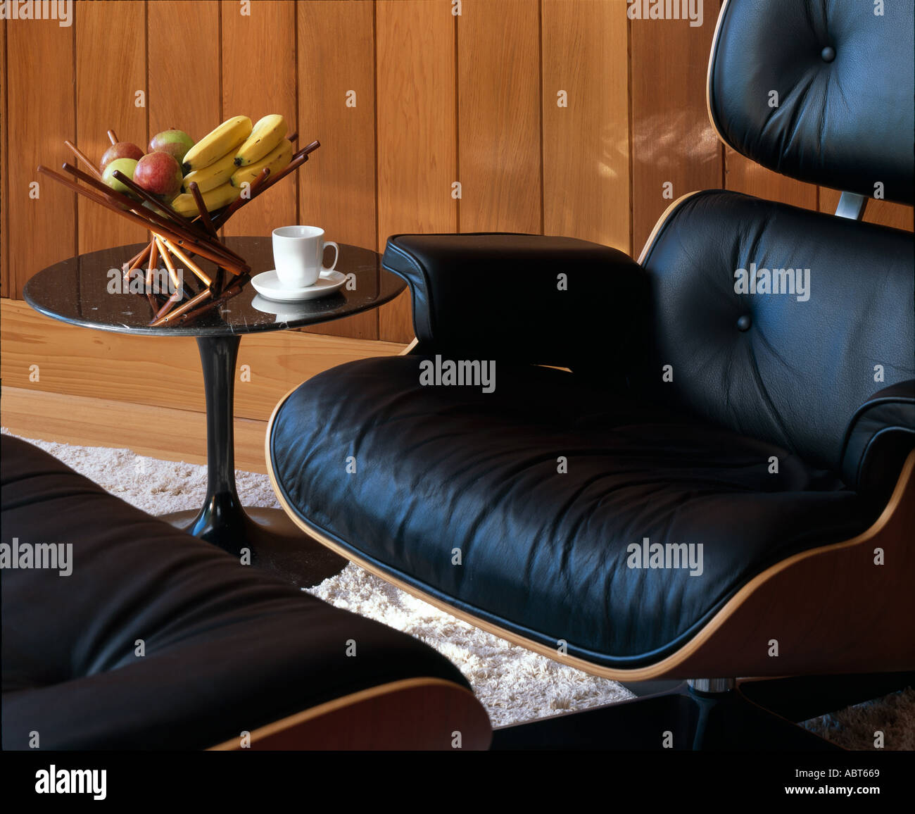 Eames Lounge Chair High Resolution Stock Photography and Images - Alamy