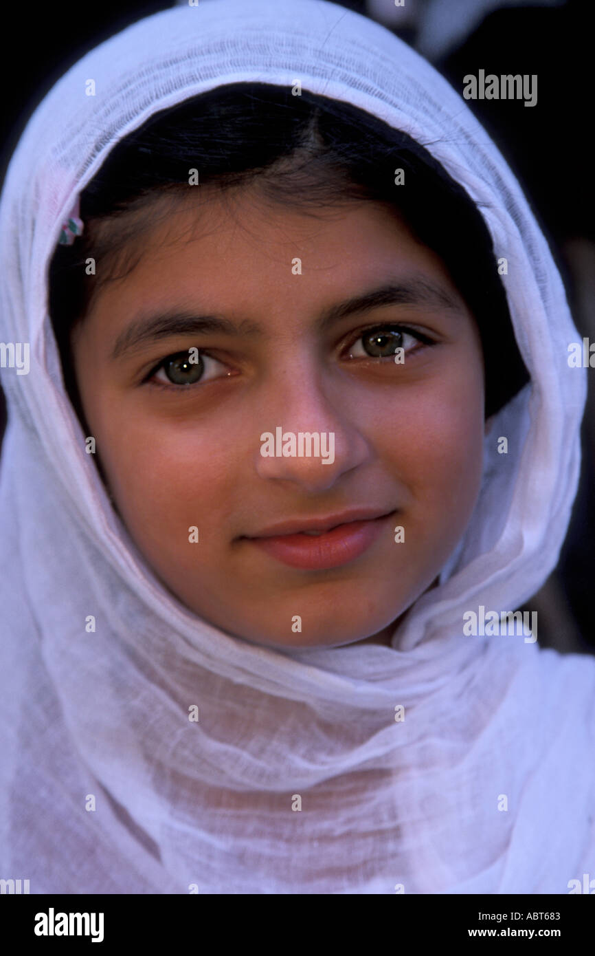 Young Moslem Woman in Old Srinagar Kashmir India Stock Photo - Alamy