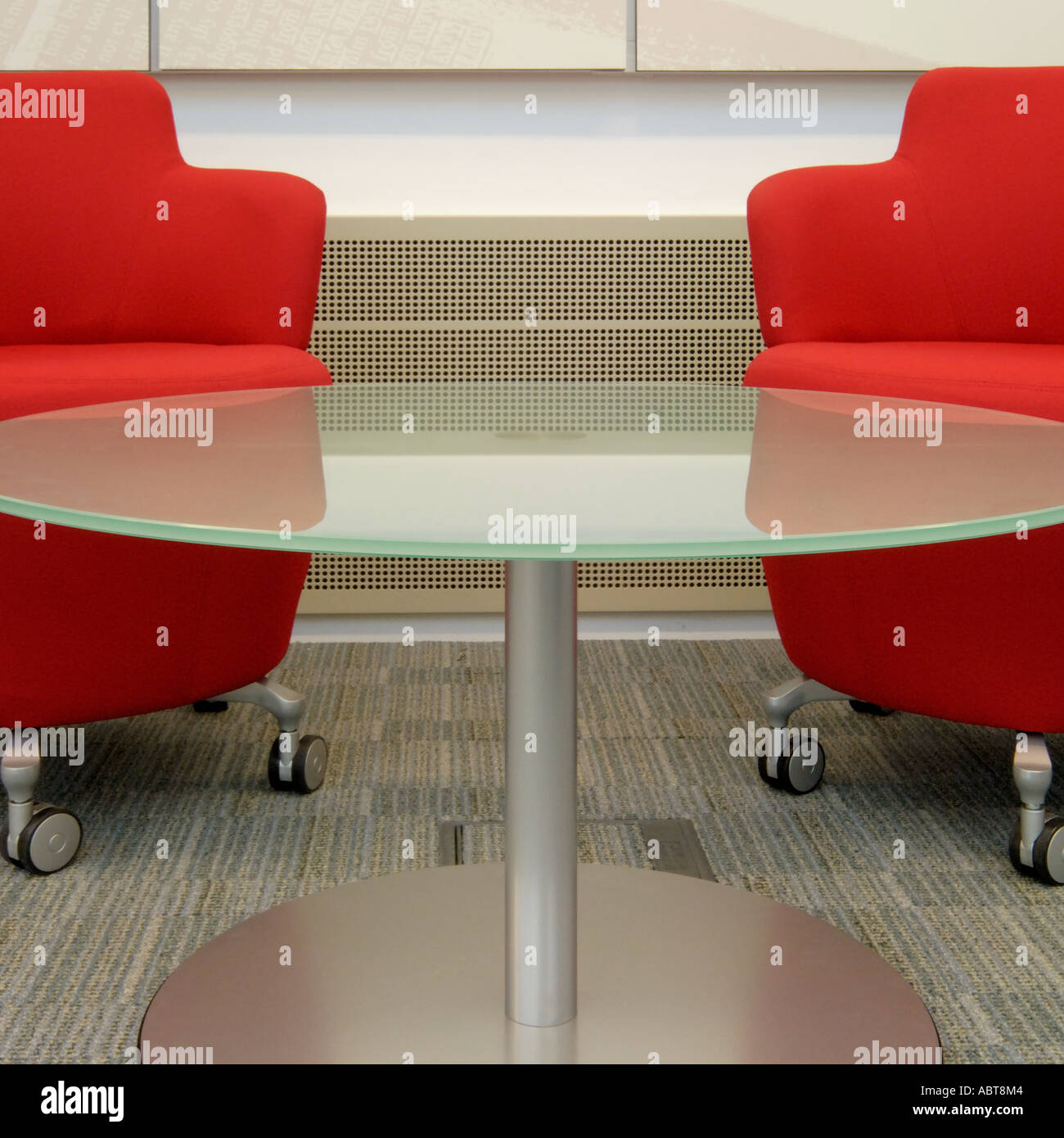 The red lounge hi-res stock photography and images - Alamy