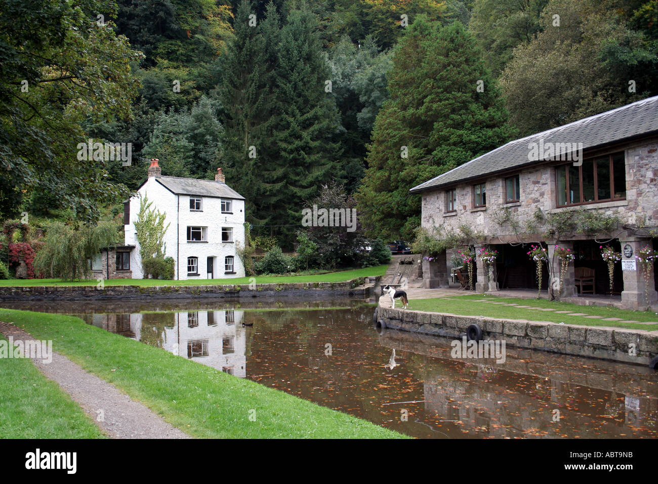 Llanfoist Wharf Brecon Canal High Resolution Stock Photography and ...
