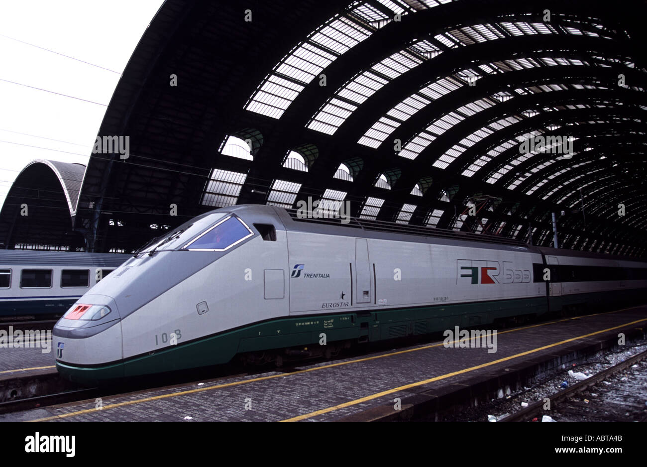 Italian Railways high-speed express passenger train, Milan Central ...