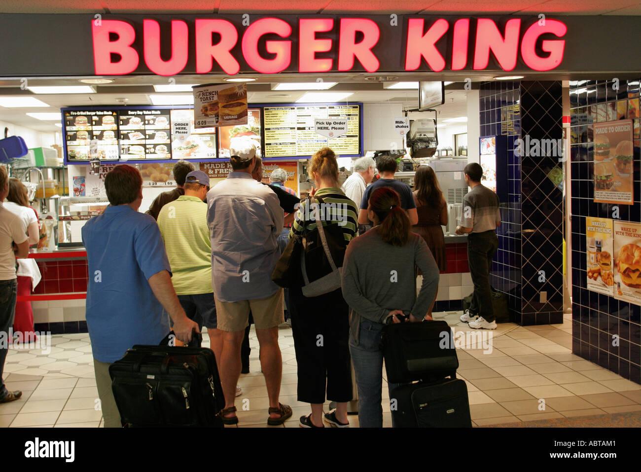Taking food in suitcase hi-res stock photography and images - Alamy