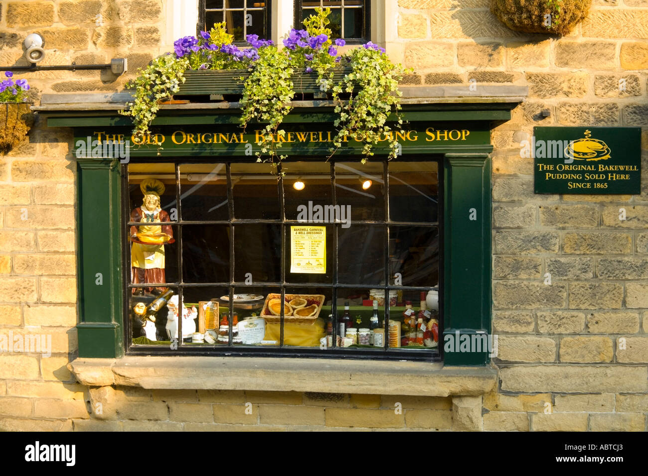 england derbyshire peak district national park bakewell Stock Photo - Alamy