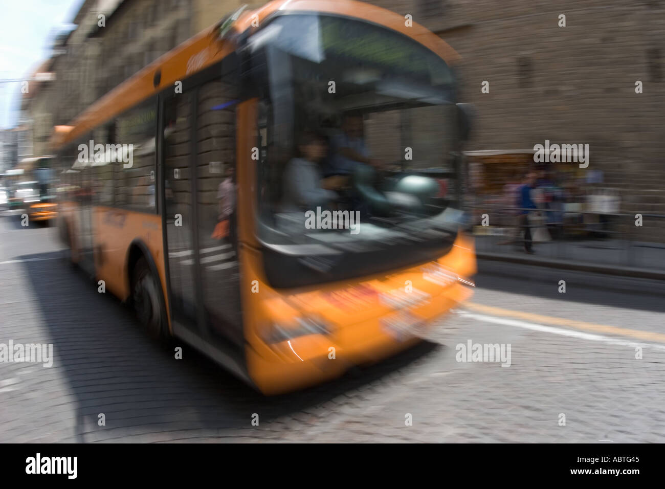 Coach bus italy hi-res stock photography and images - Alamy