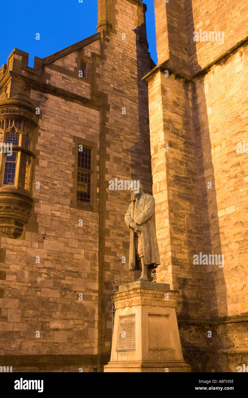 William Barnes statue Stock Photo - Alamy