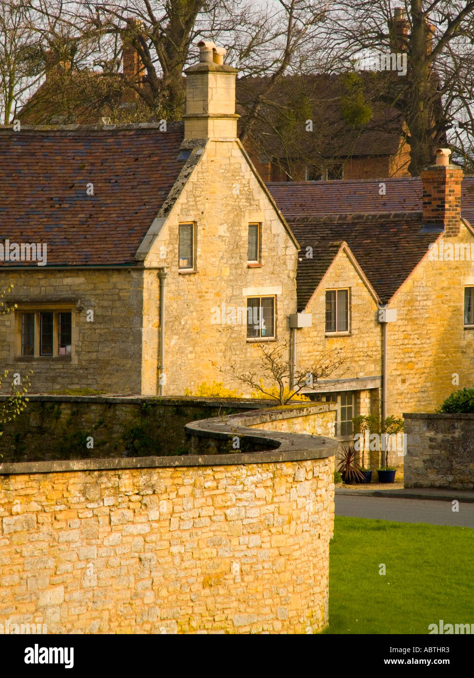 Overbury village hi-res stock photography and images - Alamy