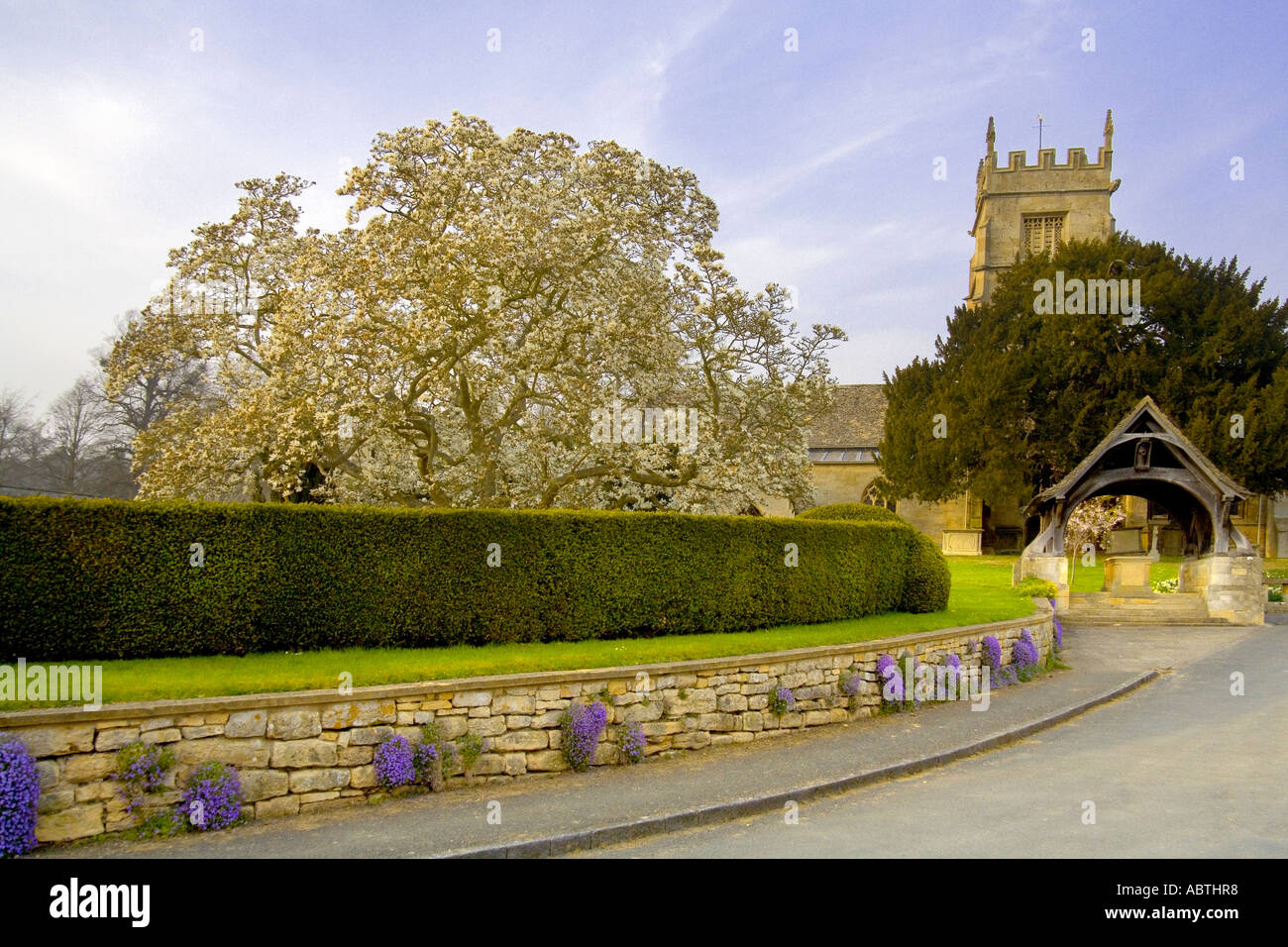 Overbury village hi-res stock photography and images - Alamy