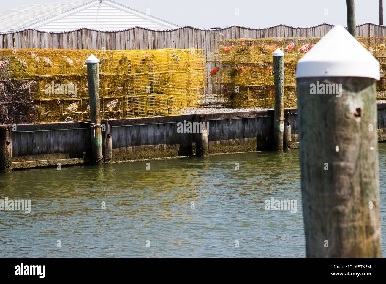 Fish dock hi-res stock photography and images - Alamy