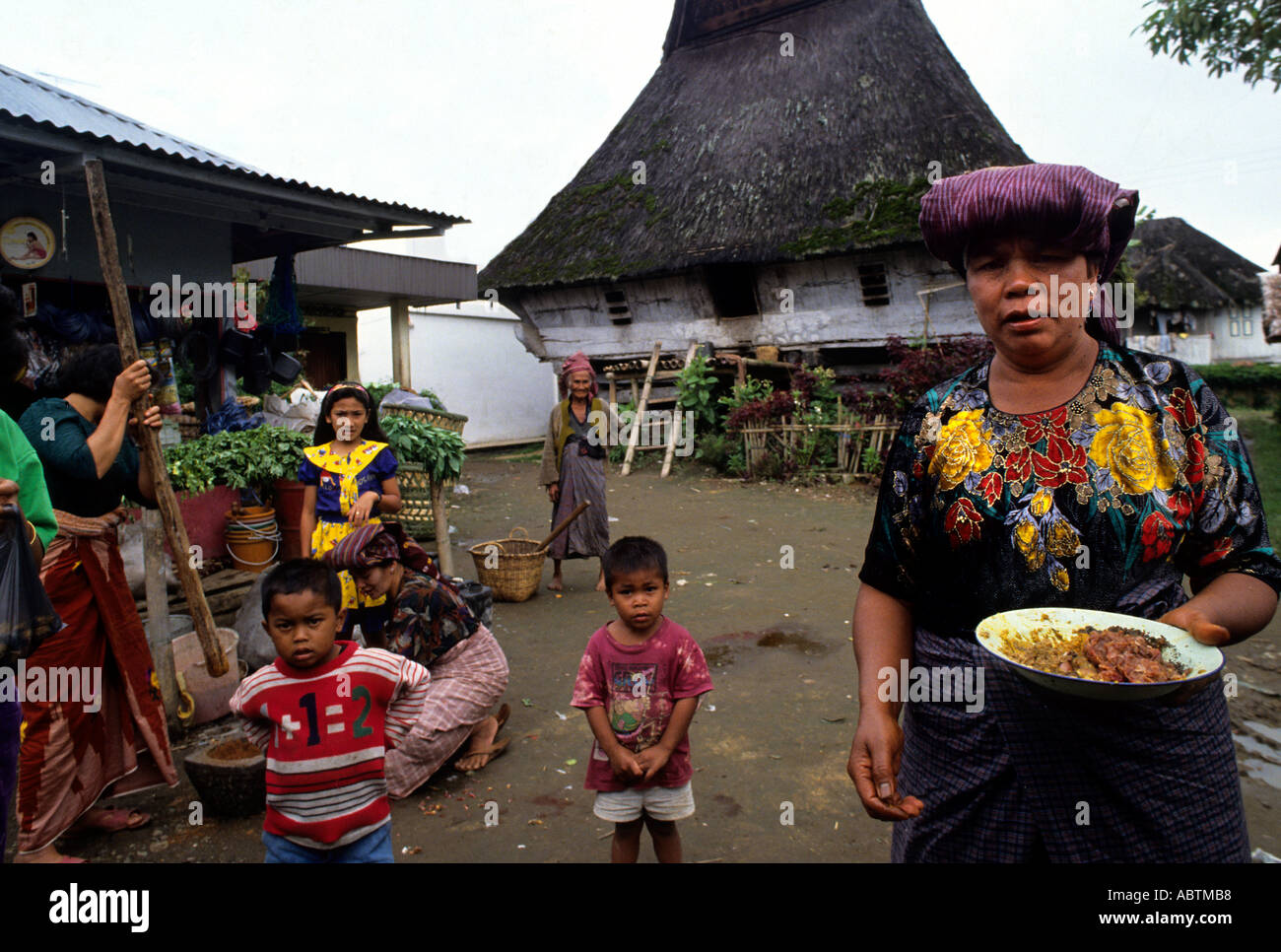 The batak largest indigenous groups indonesia hi-res stock photography ...