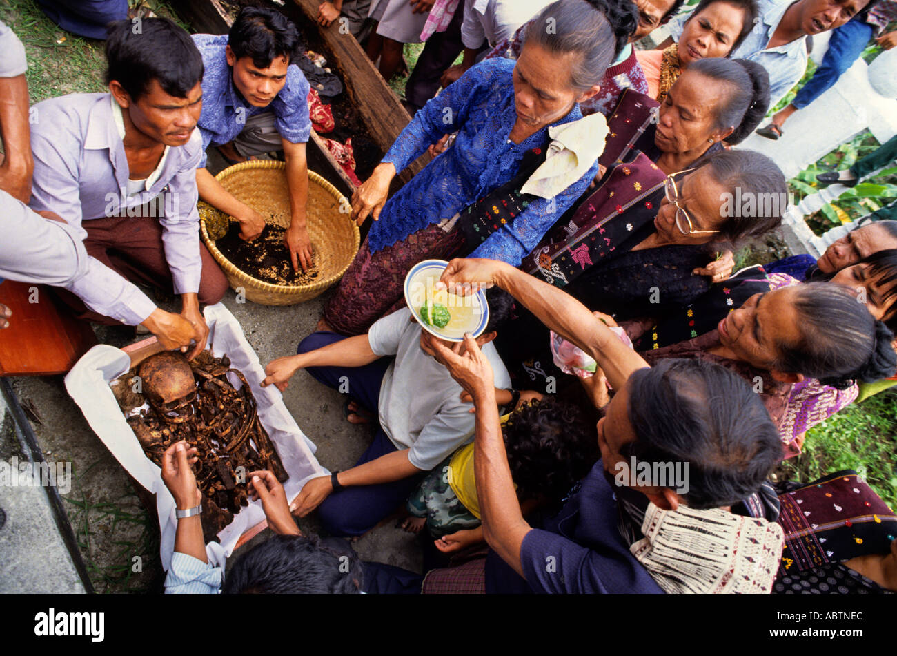 Reburial remains of Grandmother in Samosir Toba Batak (Toba,Karo ...