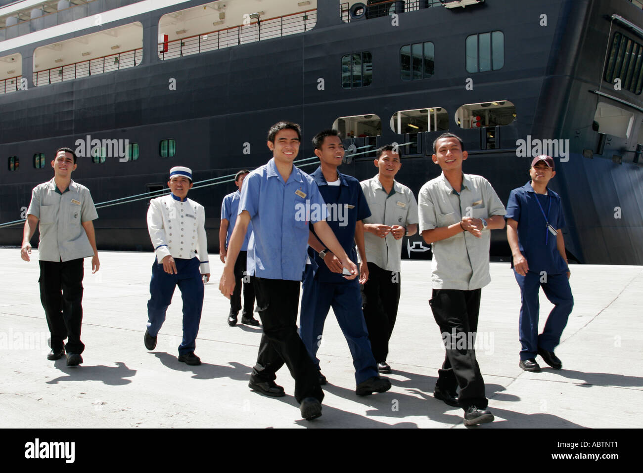 Customs inspection hi-res stock photography and images - Alamy