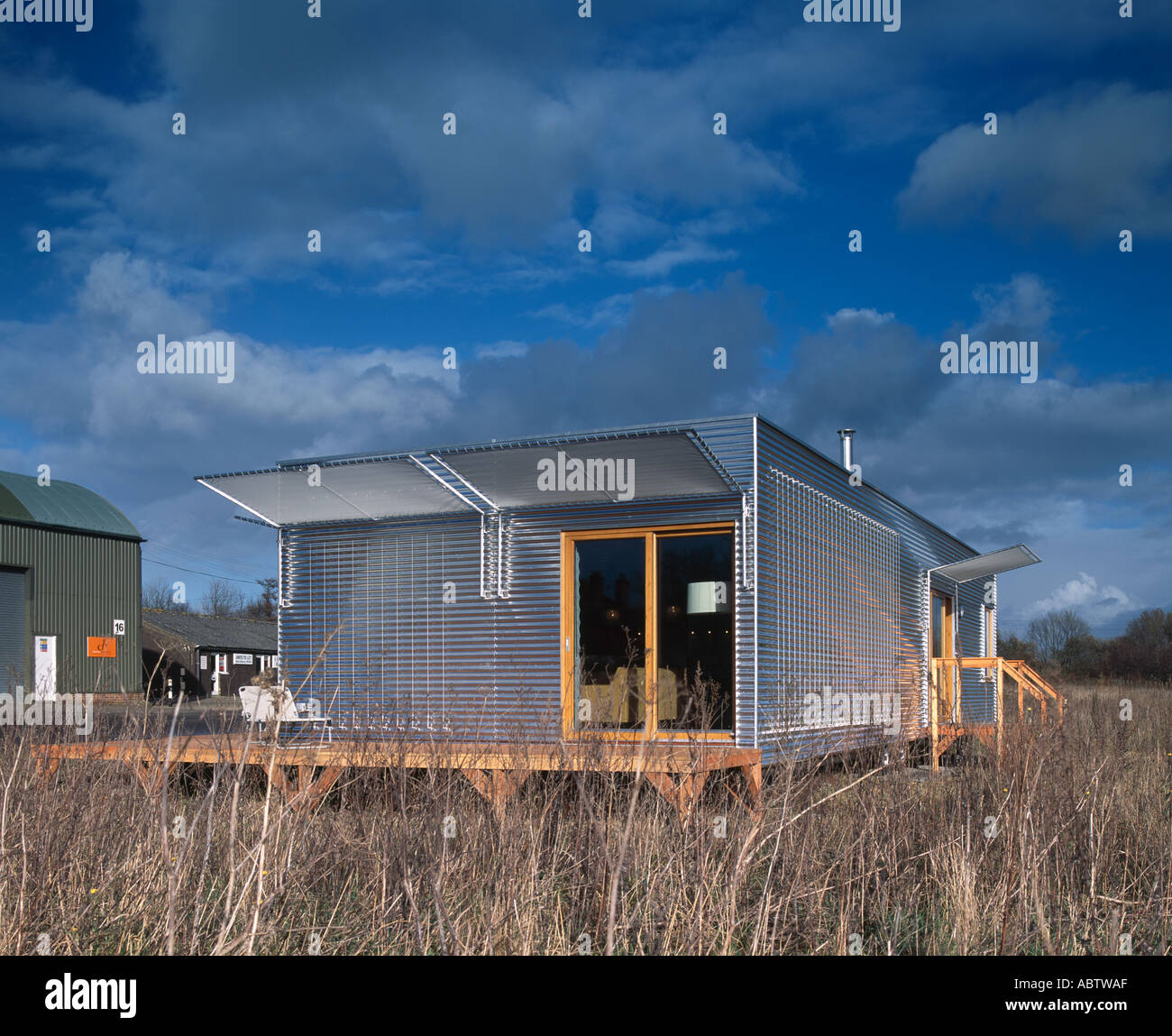 m-house, Canterbury, Kent, 2002 - single storey mobile prefabricated ...