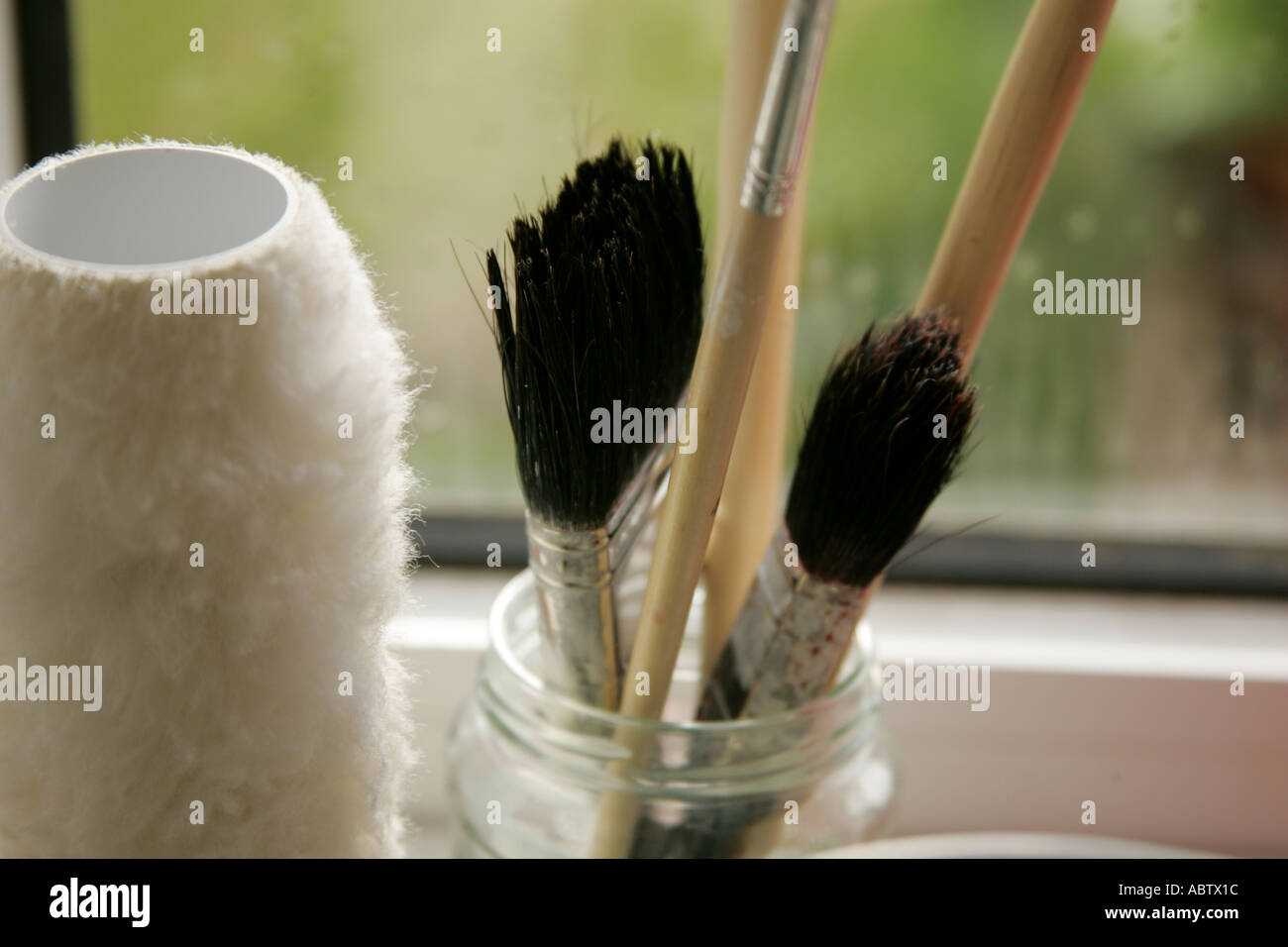 Drying paint brushes on windowsill hi-res stock photography and images ...