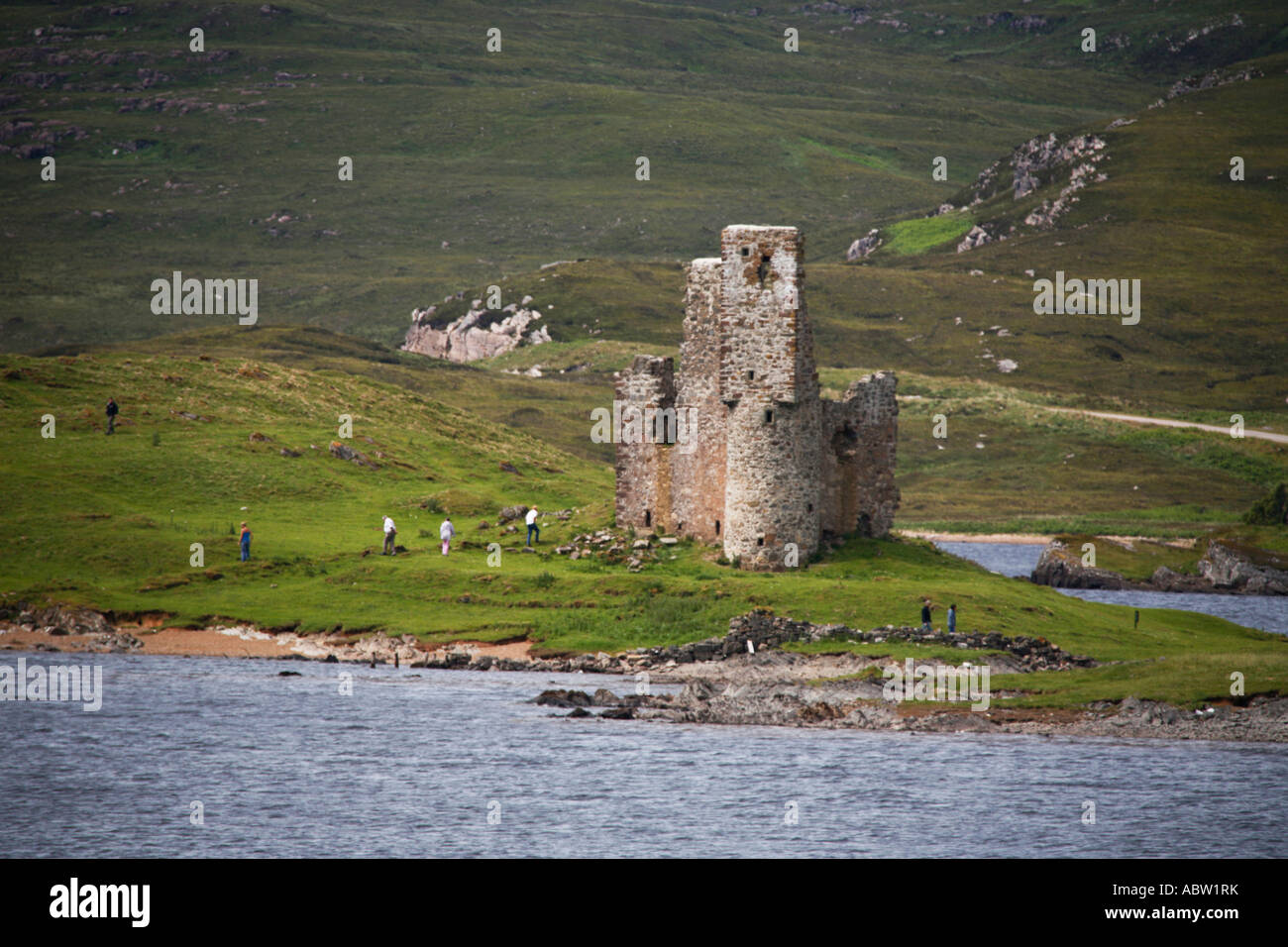 Ardvreck Castle Loch Assynt Sutherland Scotland Stock Photo - Alamy