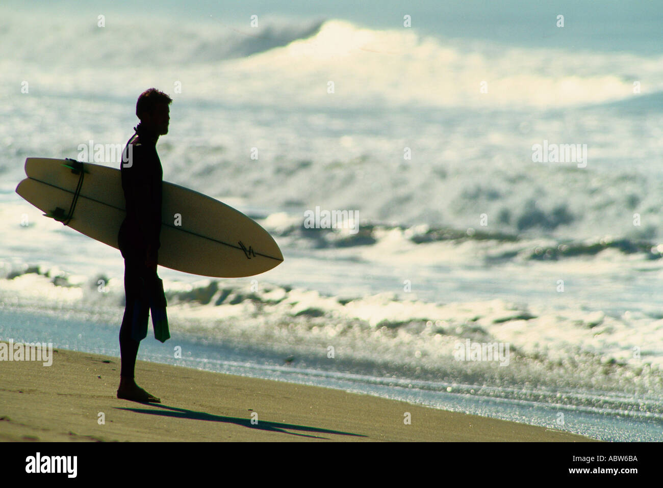 Kneeboard surfer hi-res stock photography and images - Alamy