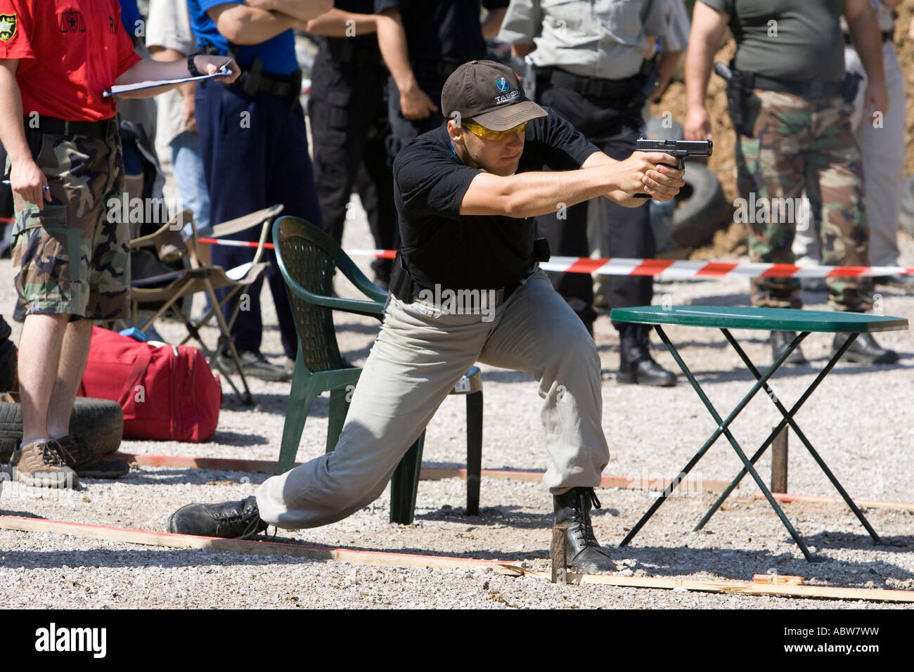 Fixed shooter hi-res stock photography and images - Alamy