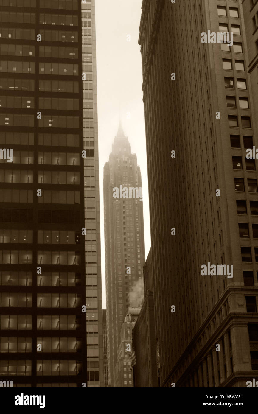 Distant sky scrapers hi-res stock photography and images - Alamy