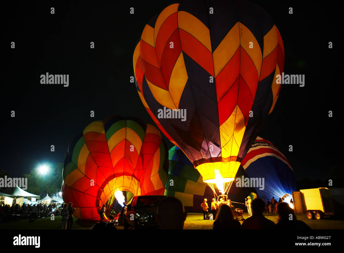 Night time balloons hi-res stock photography and images - Alamy