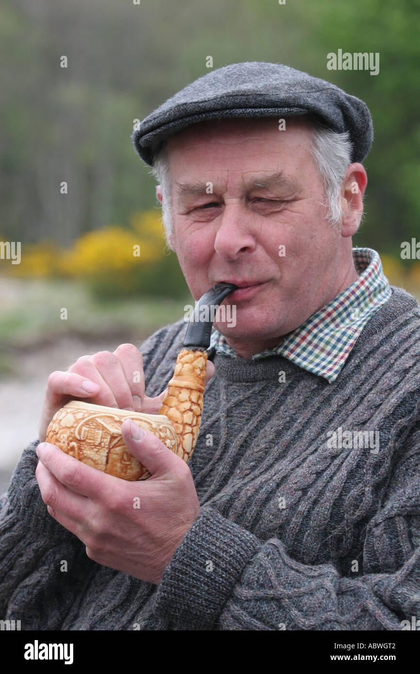 Countryman pipe jokeing puffing ashtray drag funny joke skit hi-res ...