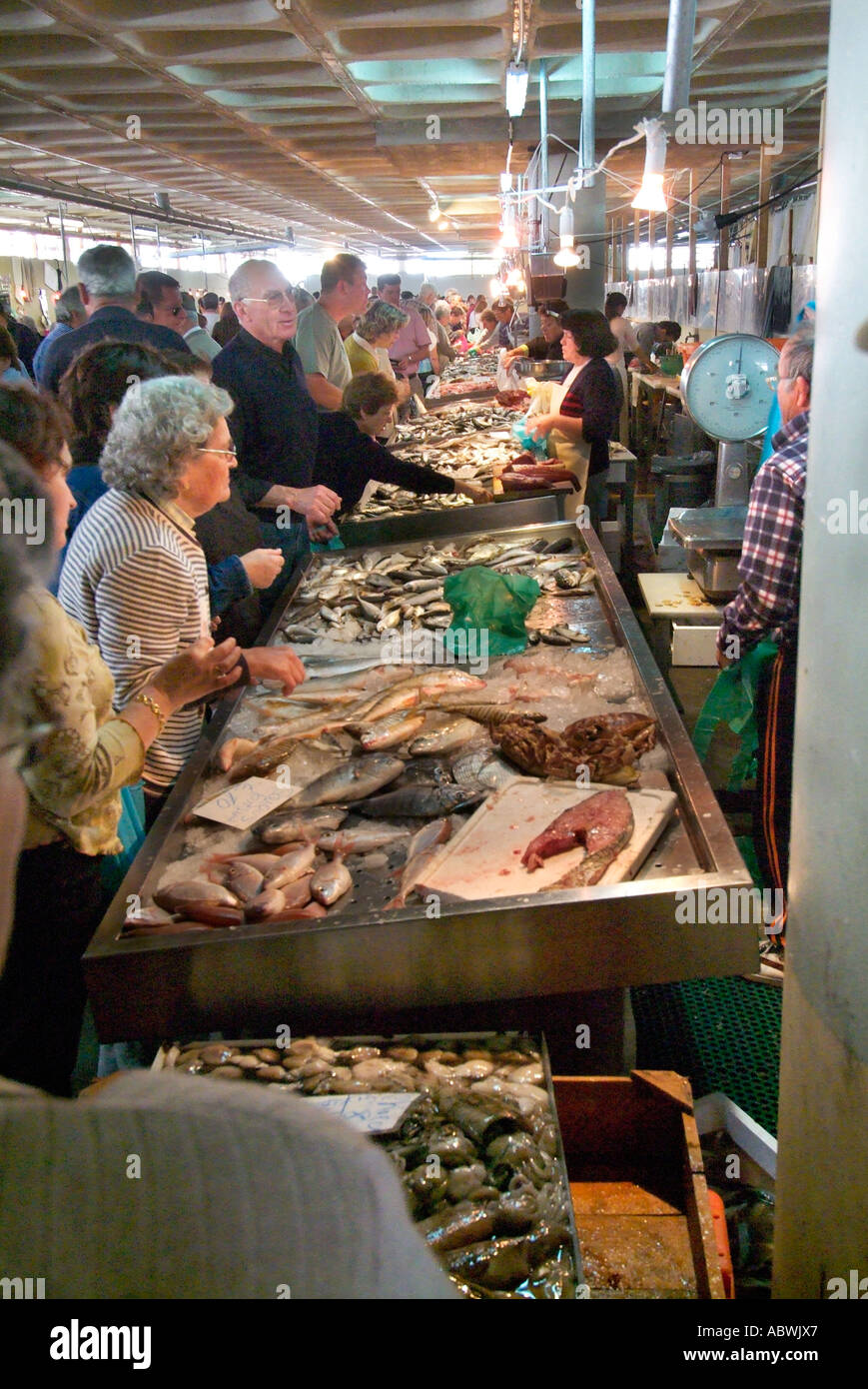 Crowded grand stand hi-res stock photography and images - Alamy