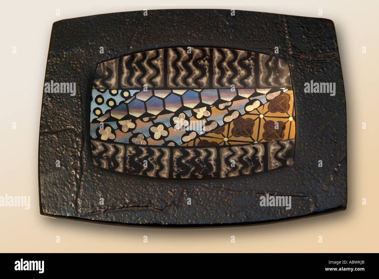 bowl dish charger tray tail domestic tan server plate flat carry serve ...