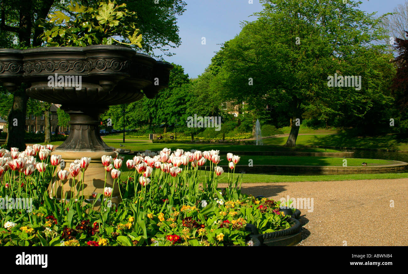Buxton derbyshire peak district spring hi-res stock photography and ...