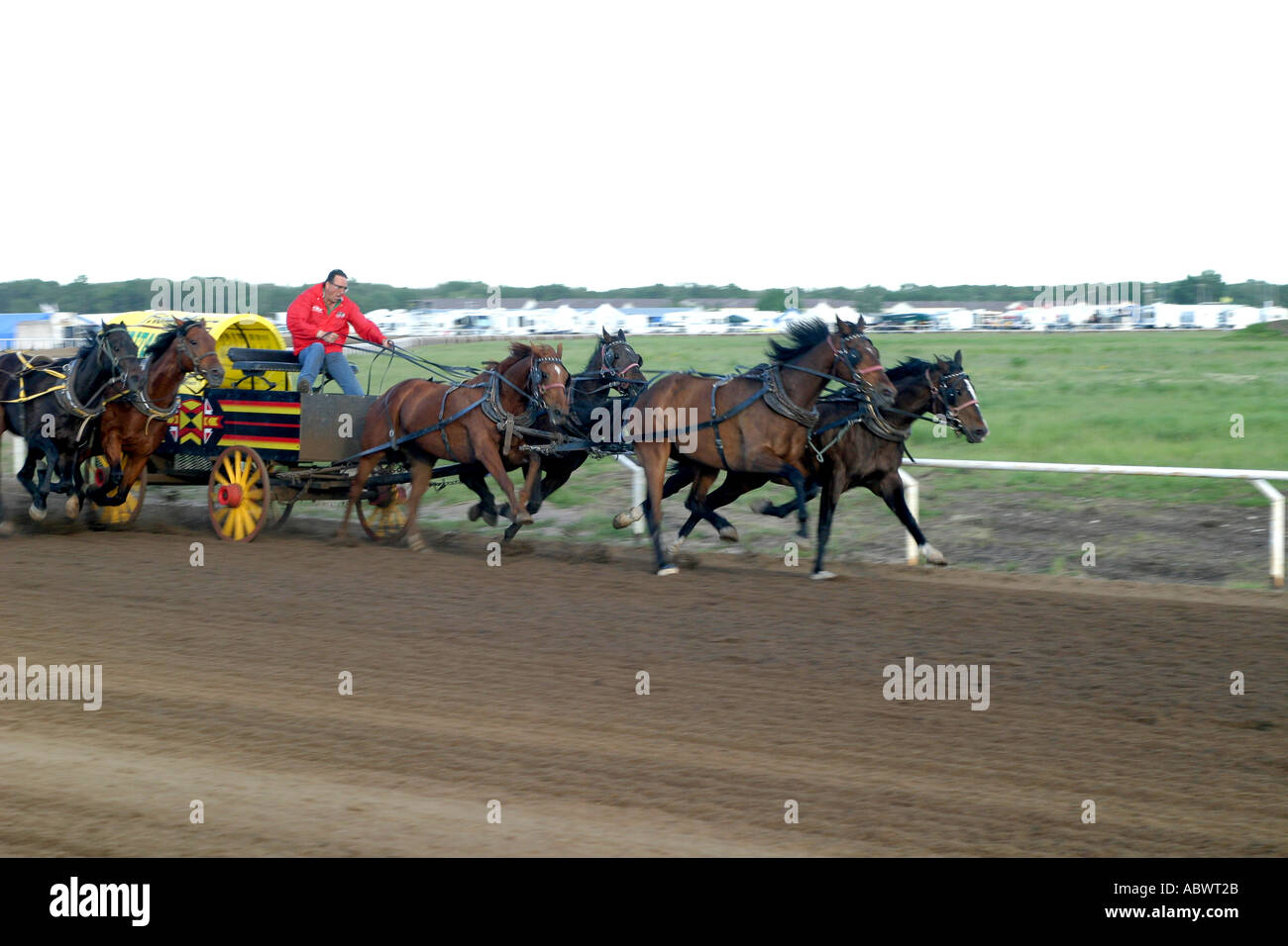 Chuck wagon race hi-res stock photography and images - Alamy