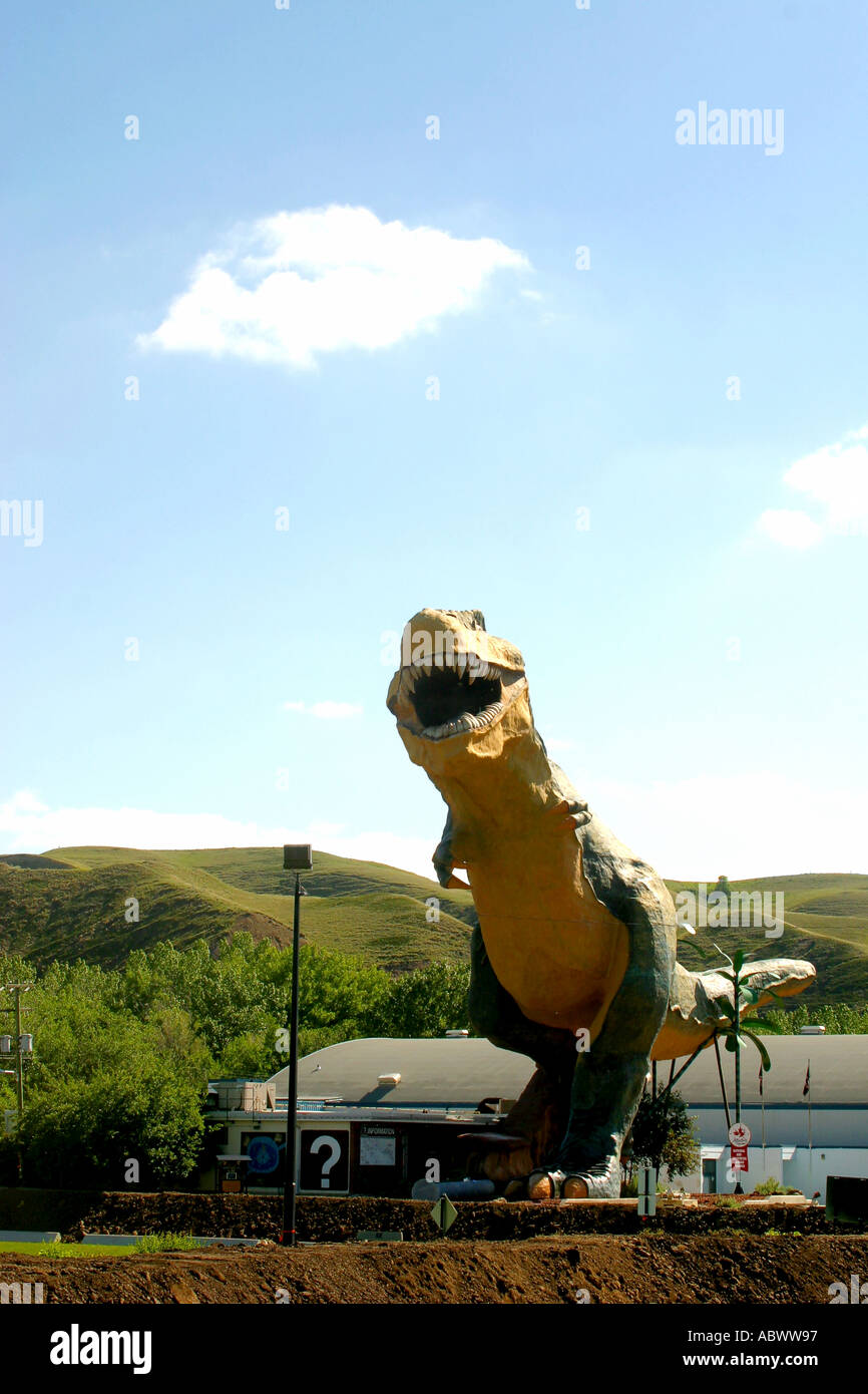 TYRANOSAURUS REX meat eater Dinosaur Prehistoric Park animal sculptures ...