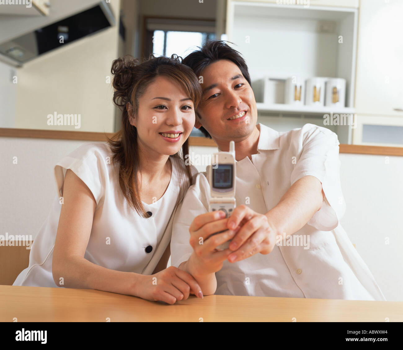 Mobile moment hi-res stock photography and images - Alamy