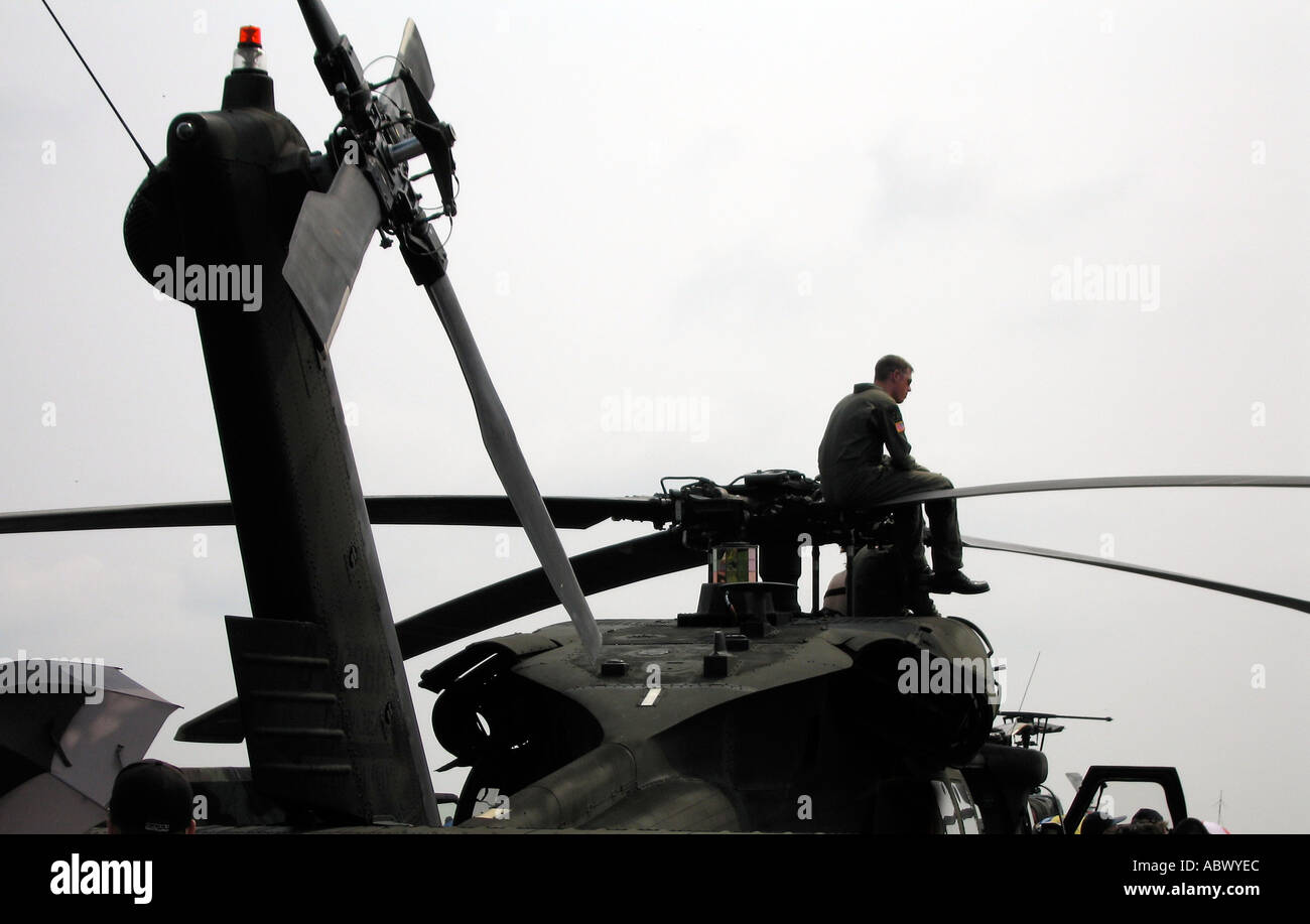 Black hawk tail rotor hi-res stock photography and images - Alamy