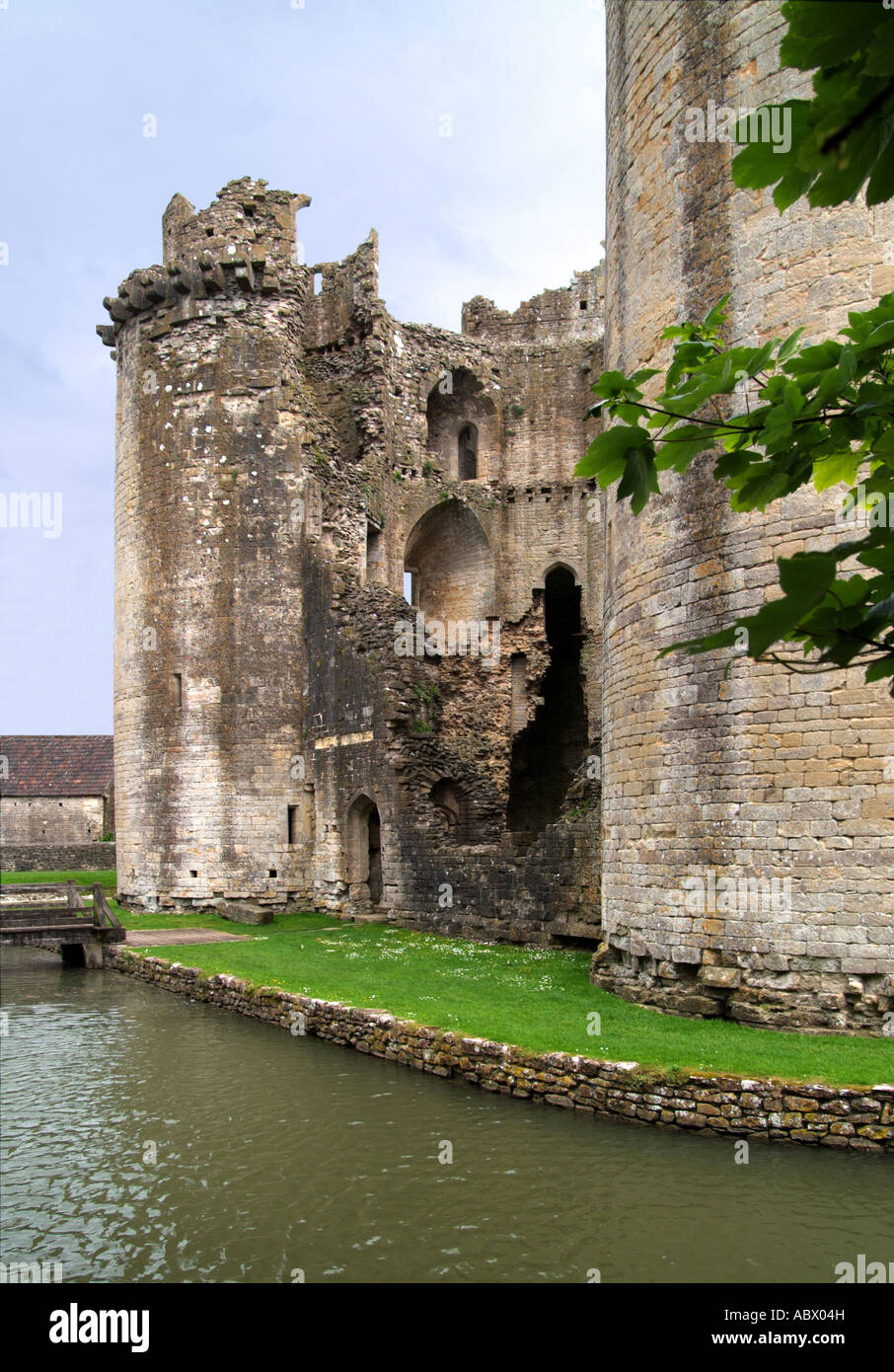 NUNNEY CASTLE. SOMERSET. ENGLAND. UK Stock Photo - Alamy