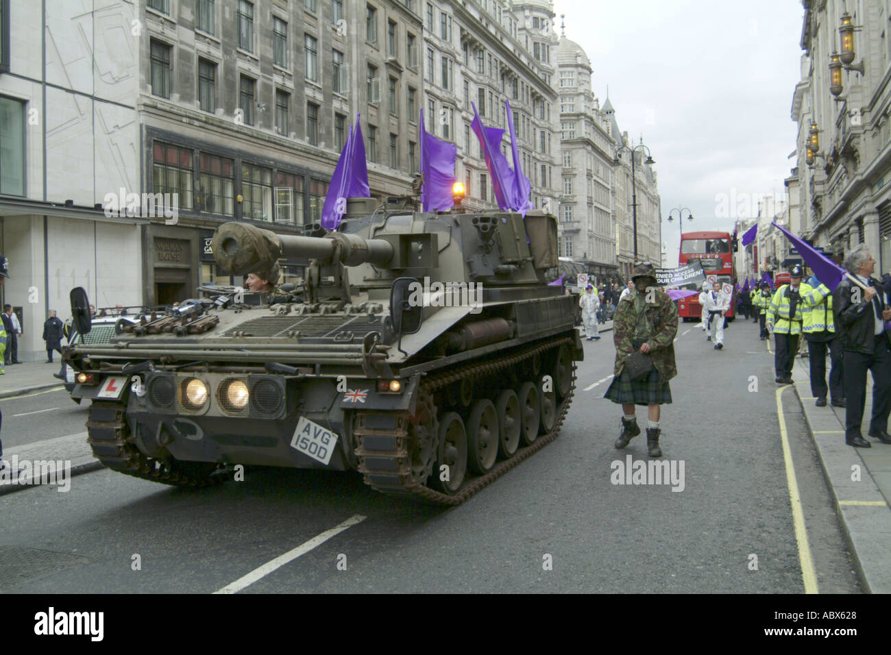 Military tank taking part in Fathers 4 Justice protest The Rising in ...