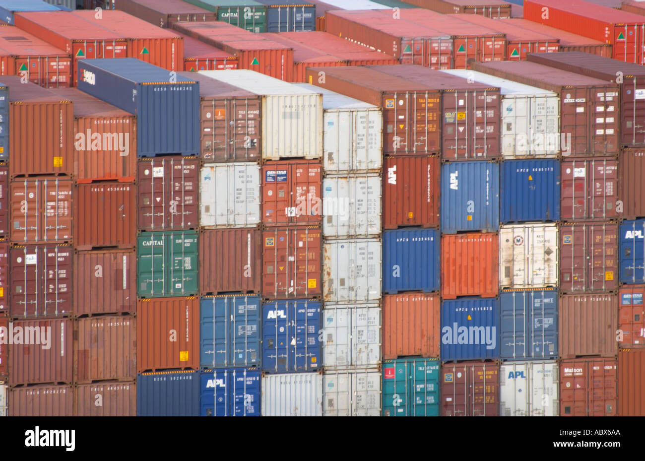 Multi colored containers goods hi-res stock photography and images - Alamy