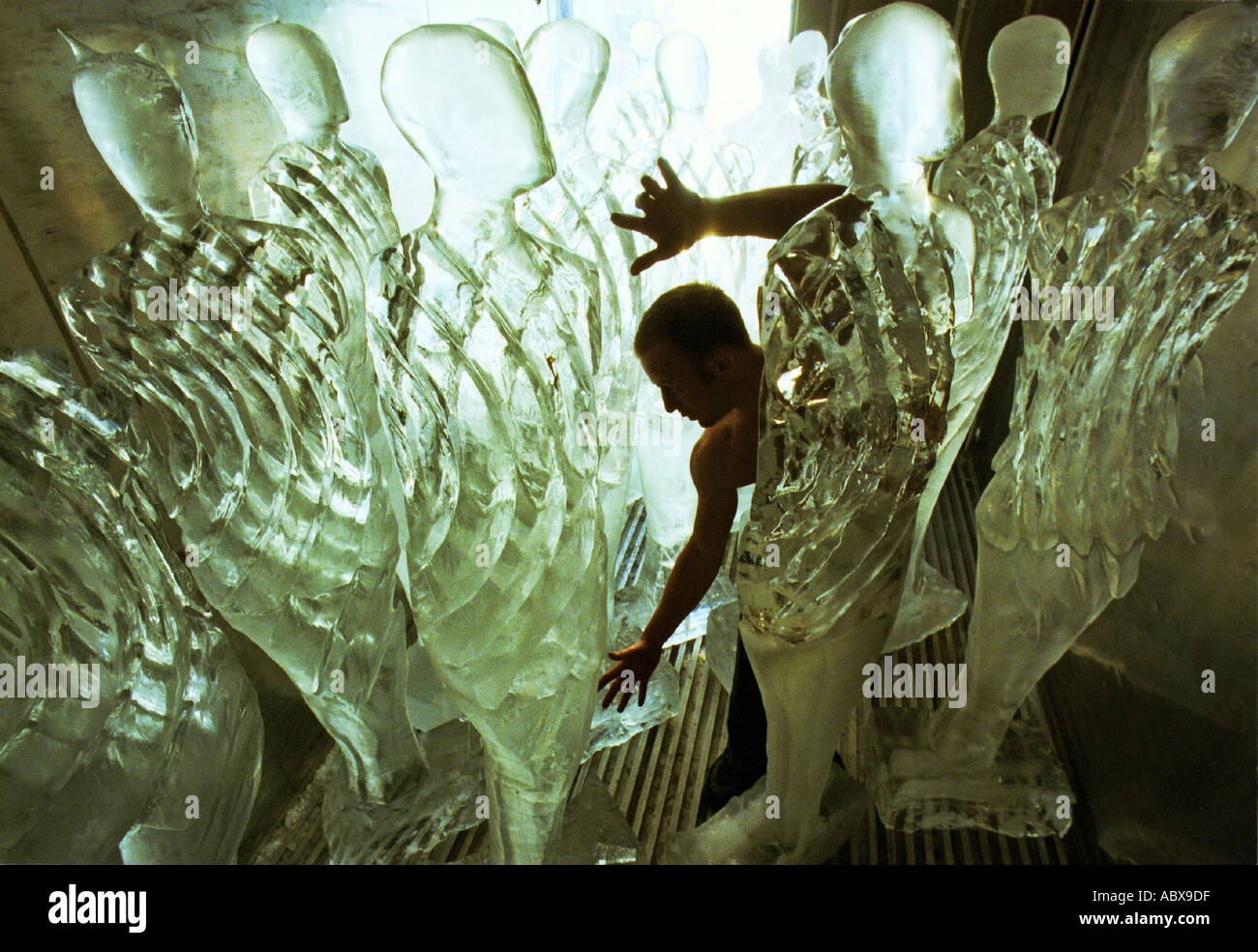 Frostbite hand hi-res stock photography and images - Alamy