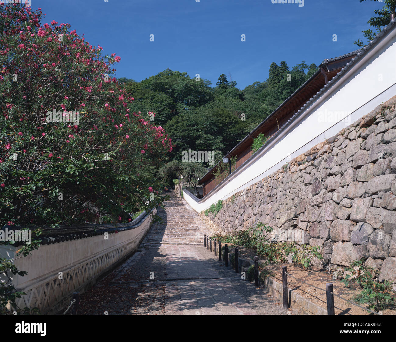 Stone wall Japan Stock Photo - Alamy