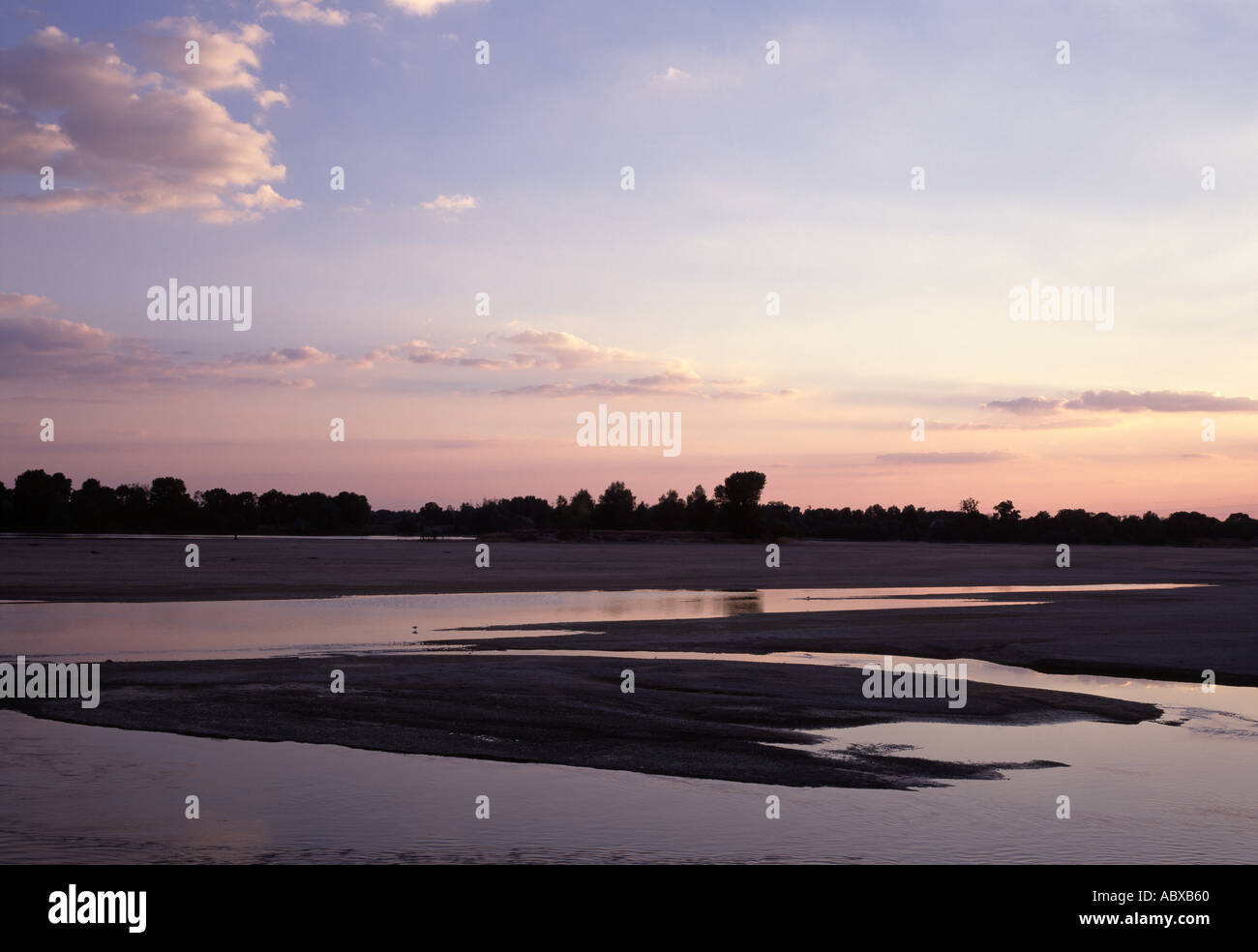 Fluss la loire hi-res stock photography and images - Alamy