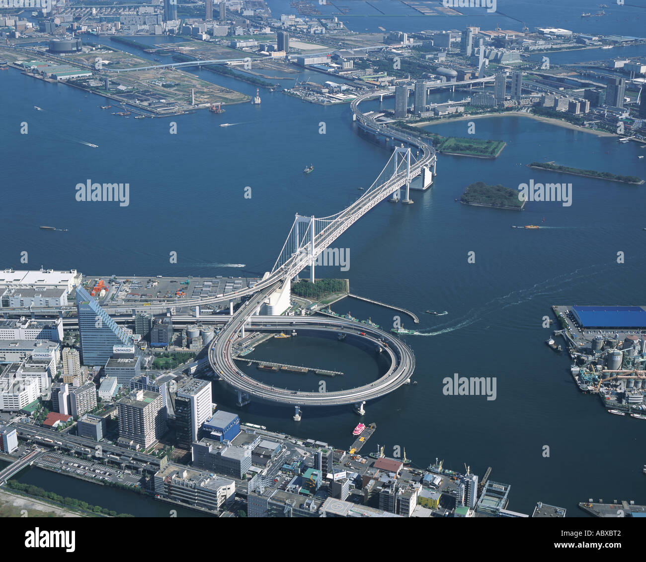 Tokyo river and urban trail hi-res stock photography and images - Alamy