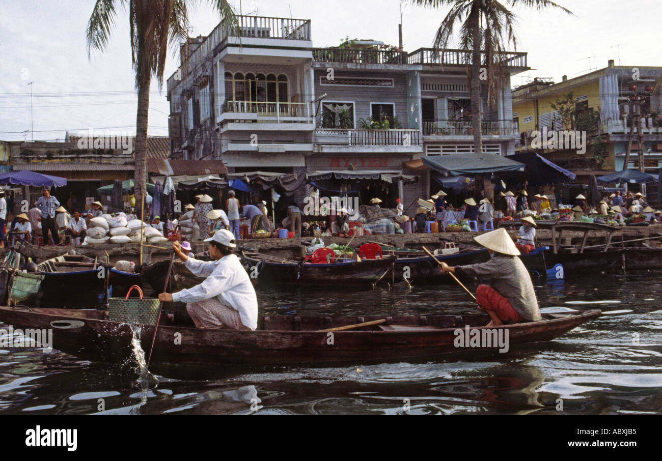 Busy waterfront of Hoi An in Vietnam Stock Photo - Alamy