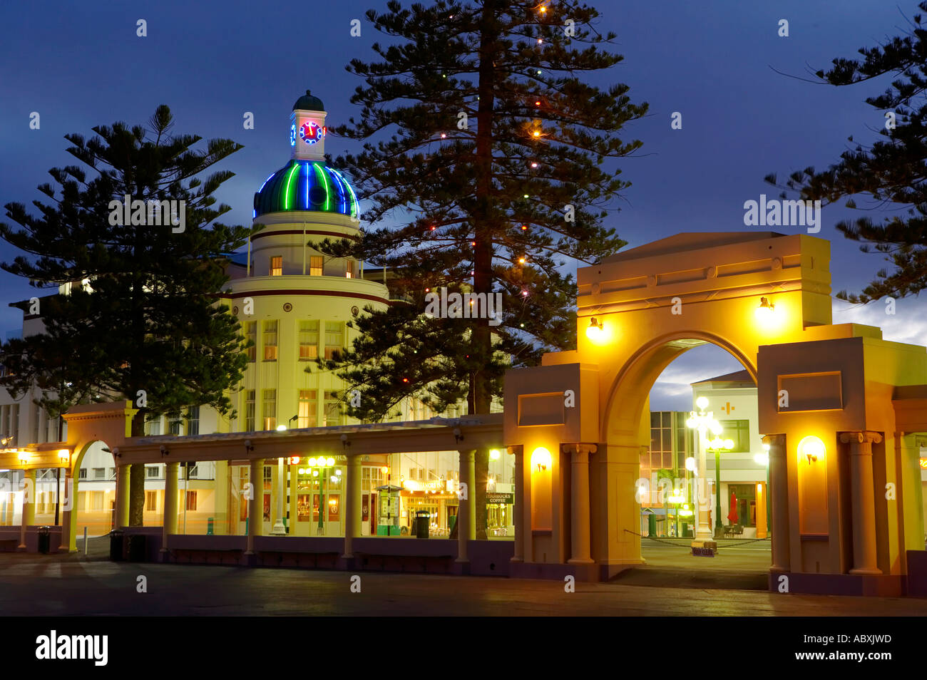 Art Deco architecture in Napier Hawkes Bay New Zealand Stock Photo - Alamy