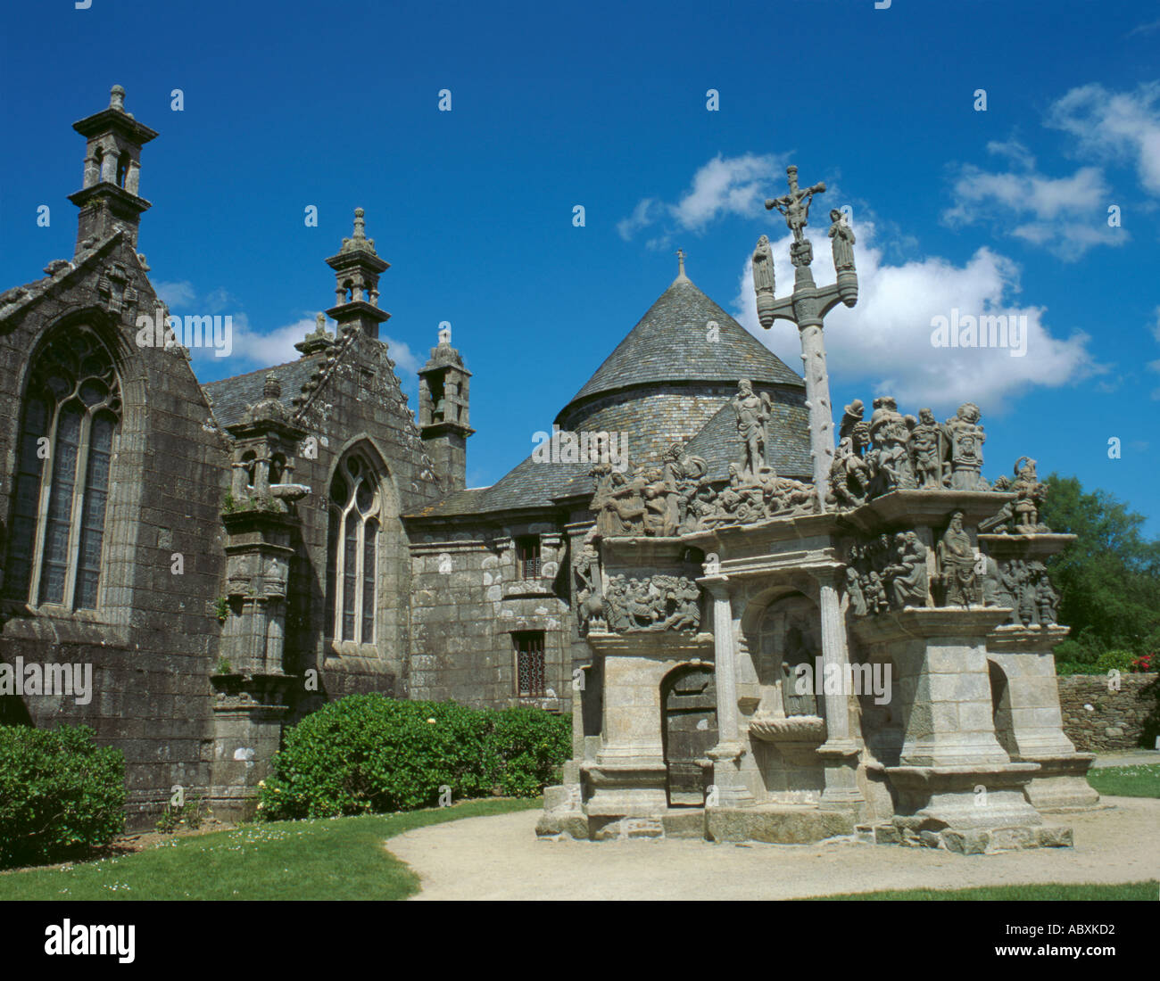 Calvaire (Calvary) in the enclosure at Guimiliau, near Landivisiau ...